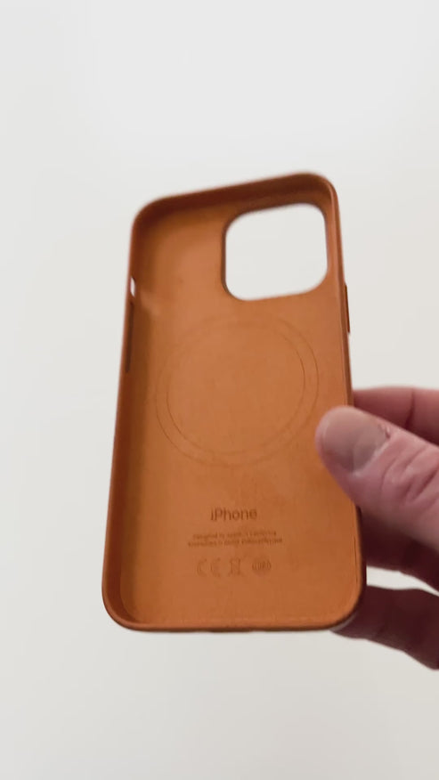 iPhone Leather Case with MagSafe – Vogueen